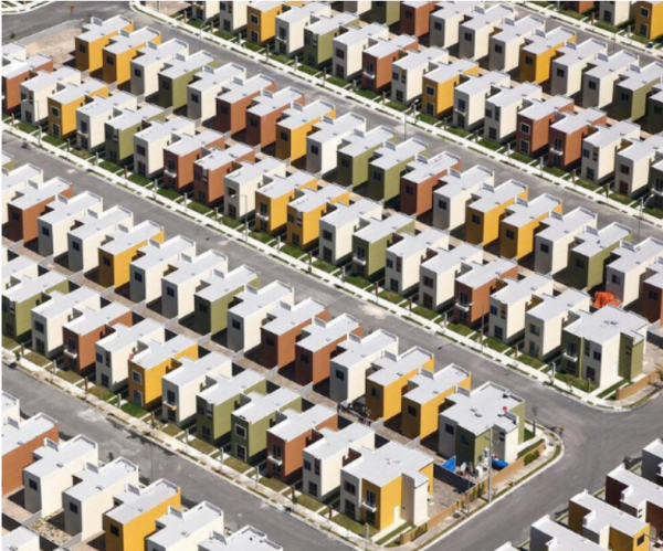 How Modular Home Balance Standardization and Customization